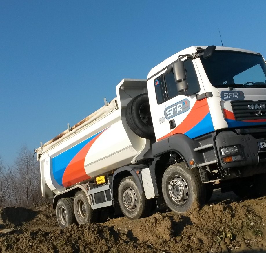 Basculantă MAN - SFR Miniexcavatoare